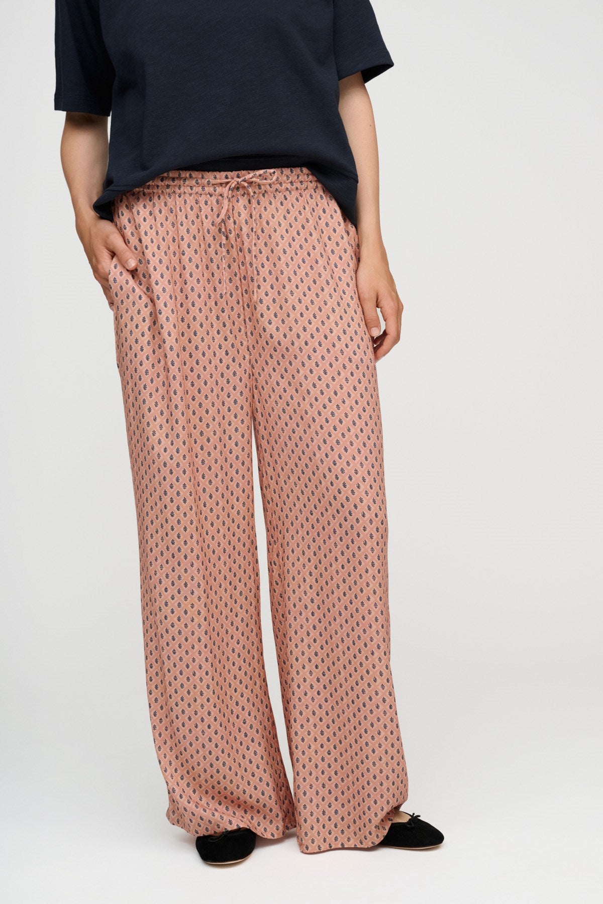 sea pants flower | Buy comfortable pants for women online