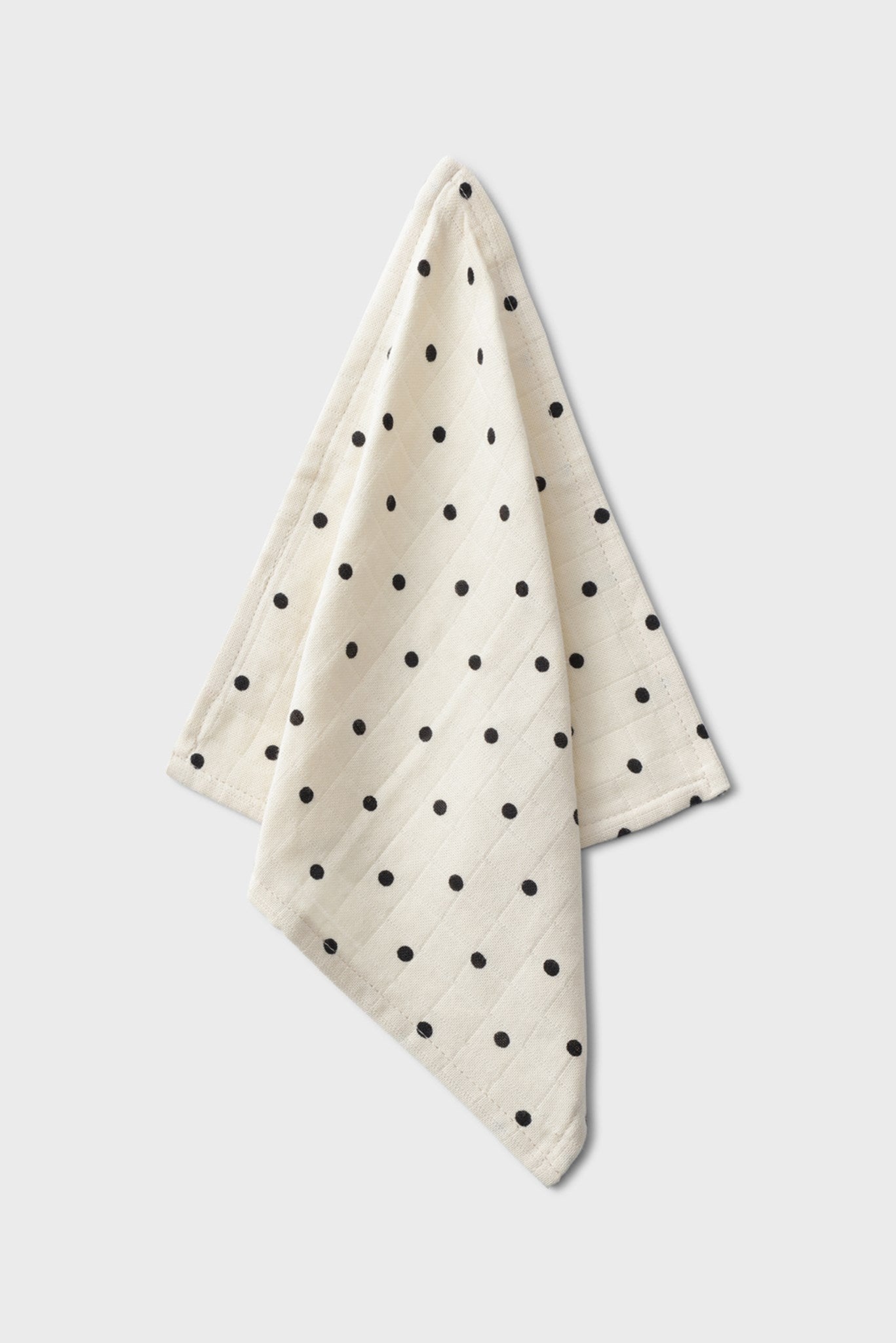 dotted washcloth